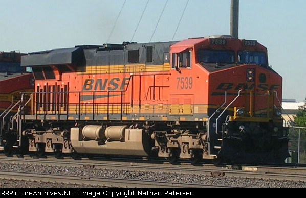 BNSF 7539